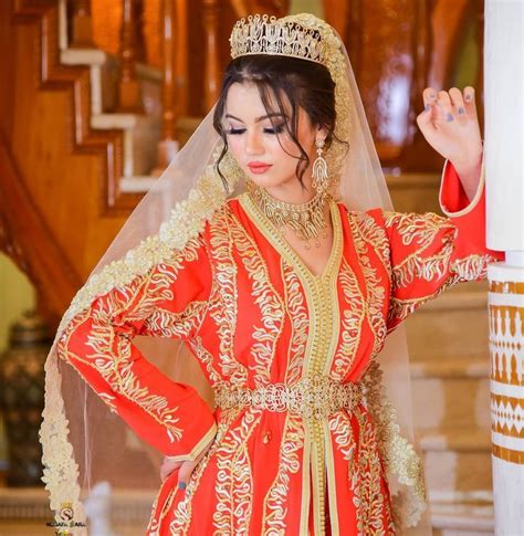 Negafa Meknès Sara lassass Caftan Tkchita Robe Marocaine 2021 pour