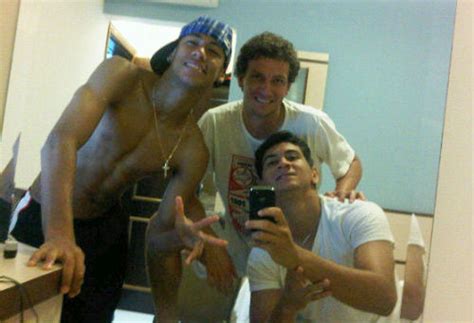 Graus NEYMAR PELADO