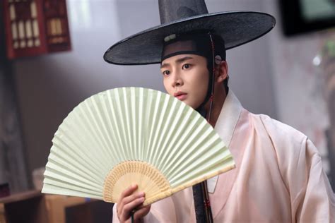 로운 연모와 다른 첫 코미디 도전 혼례대첩 조이현과 함께 하게 돼 영광인터뷰 텐아시아