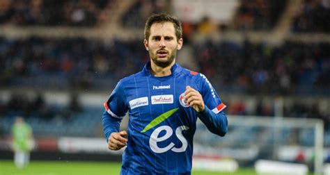 Rc Strasbourg Mercato Un Ancien Du Racing Va Faire Son Retour Au Club