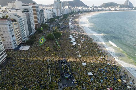 7 De Setembro No Rio Vira Comício De Bolsonaro Com Militares E Ataques