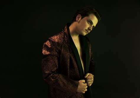 Glints Fuses Fiery Rap With Shimmering Synths To Create Picturesque Offering “egotism”