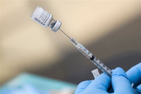 Coronavirus Qui Est Concerné Par Une Troisième Dose Et Avec Quel Vaccin