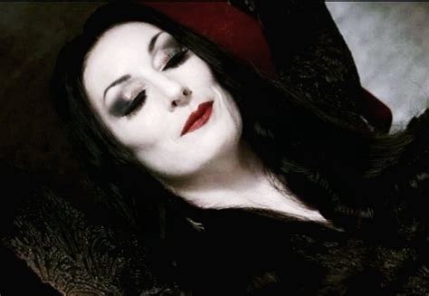 568 Morticia Addams Photo 15195948 Fanpop