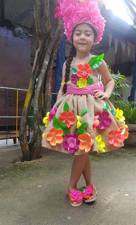 Pin Di Angela Su Disfraz Ecológico Costumi Di Carnevale Feste Di