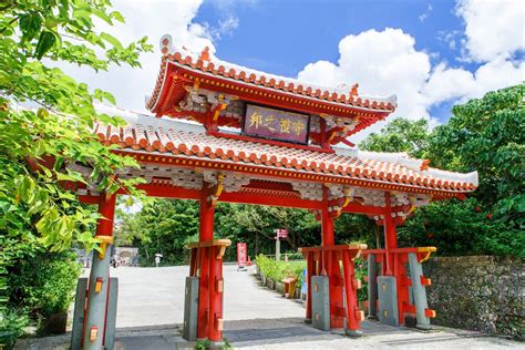 沖縄の世界遺産首里城 NAHANAVIナハナビ