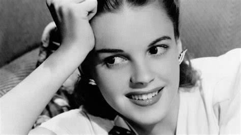 A 100 Años De Su Nacimiento Así Fue La Trágica Vida De Judy Garland