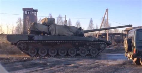 РИА Новости ВС России начали применять танки Т 14 Армата в зоне СВО