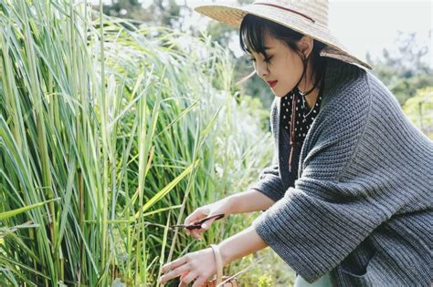 女星來台灣挑戰露營 被這個嚇到驚聲尖叫 自由娛樂