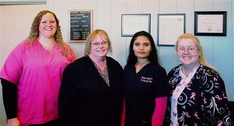 Himanshi Thakkar Dds Updated July 2025 121 S State St Belvidere