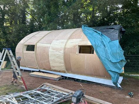 This Small Shingle Clad Cabin Has An Organic Shape