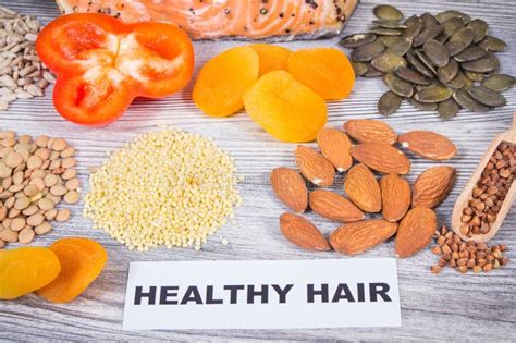 Diversos Productos Nutritivos O Ingredientes Que Contienen Vitaminas Y