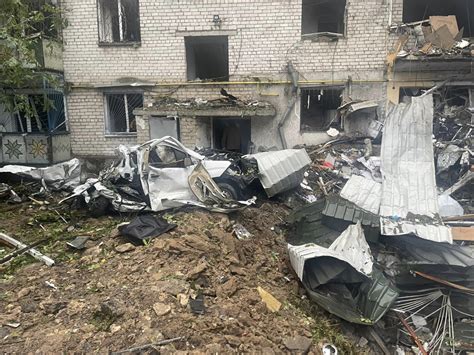 Миколаїв вночі зазнав потужного обстрілу — є постраждалі