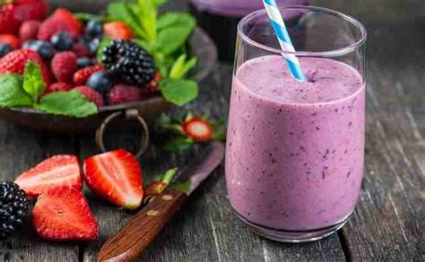 Kahvaltı için 7 sağlıklı smoothie tarifi Hayata Sor Hayata Dair Bir