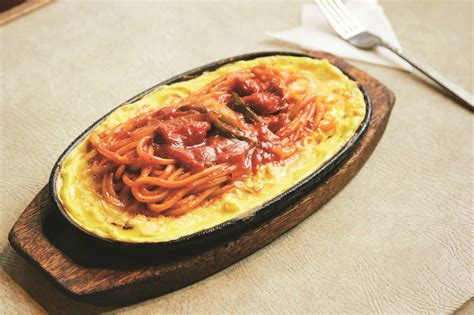 【名古屋めし】アツアツ 喫茶店の鉄板ナポリタン5選＋レシピ動画付き【名物】 日刊kelly｜名古屋の最新情報を毎日配信！