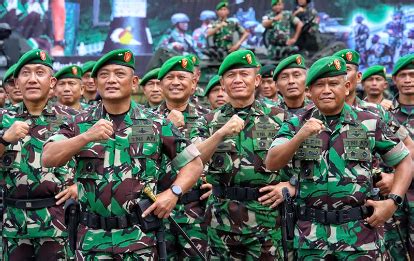 Resmi Jabat Pangdam XVII Cendrawasih Mayjen Izak Jangan Ada Lagi Ini