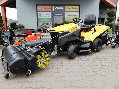 Traktor ogrodowy z zamiatarką dla firm Stiga 7102W 17KM V2 FV gw