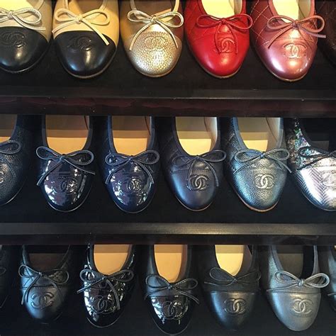 Pin Oleh Rick Sommersby Di Flache Schuhe Sepatu Aksesoris