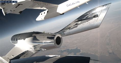 Virgin Galactic Sets Date For First Commercial Spaceflight