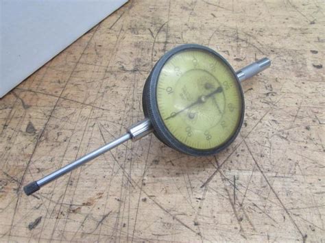 Machines Used Federal 001 Dial Indicator With 2 Travel