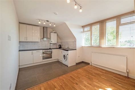 Field End Road Eastcote Pinner Ha5 1 Bedroom Flat For Sale