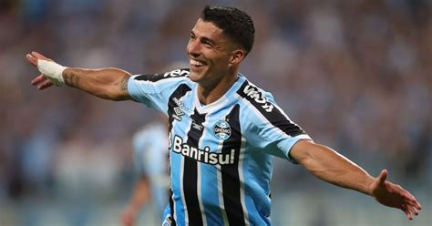 Luis Suárez Pays Tribute To Former Liverpool Star With Six Word Message In Goal Celebration