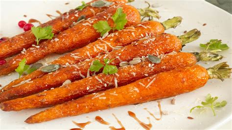 Cenouras Orgânicas Assadas Com Mel Salsa Queijo E Sementes Receitas Deliciosas E Dicas