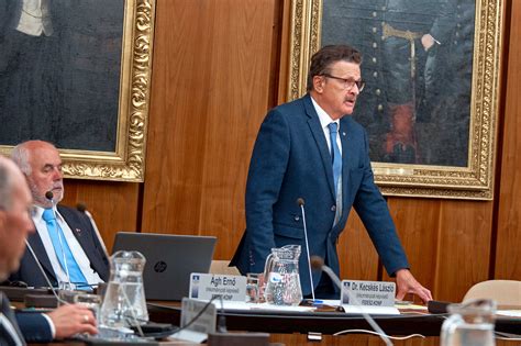 Legalább havi egy éjszakai ügyeletet vállaljanak a háziorvosok ez is