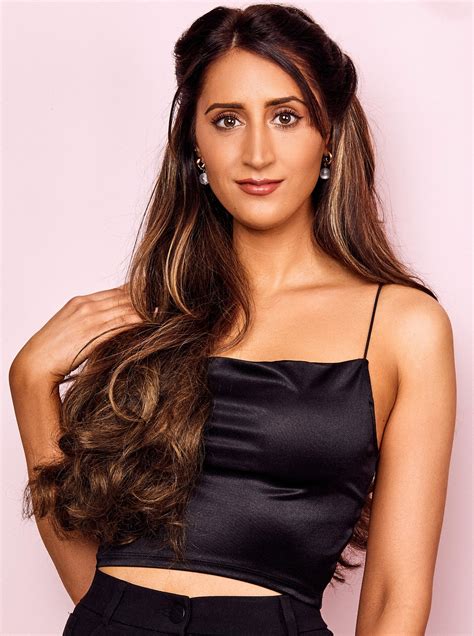 Eisha From Dubai Portfolio Profile Model Hostess Presenters