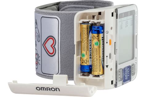 Автоматический тонометр на запястье OMRON R5 Prestige (HEM-6052-RU ...