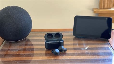 Amazon Echo Buds Nd Gen Vs Amazon Echo Buds Whats New With The True Wireless Earbuds