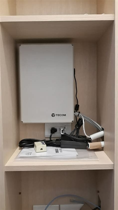 八德整新透天厝，東訊總機電話系統，加上茂旭門禁系統，住戶可由內部電話分機與來訪客人通話，也可用分機開門、門邊開門按鈕開門。 茂旭 分機開門