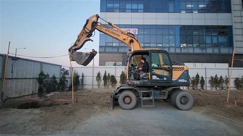 굴착기 실습 1일차 B조 지게차 굴착기 굴착기운전기능사 중장비 포크레인 피드백 Excavator 영상피드백 한국직업능력교육원 Youtube
