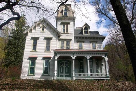 2042 Best Images About Fancy Houses On Pinterest Queen Anne Mansions