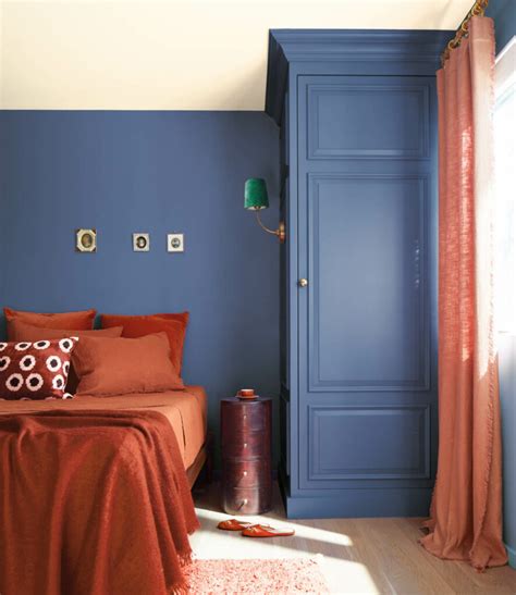 Go Into The Blue With Benjamin Moore S Color Of The Year