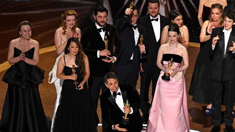 Hollywood Anora Erhält Den Oscar Für Den Besten Film