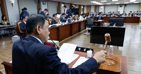 조용히 하세요 그렇게 바락바락선관위 고성 국감