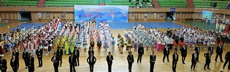 健美操、啦啦操 第十一届学生健康活力系列锦标赛开赛吕晓艳动作队伍