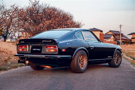 NISSAN Fairlady Z S30 Liberty Walk リバティーウォーク Complete car and