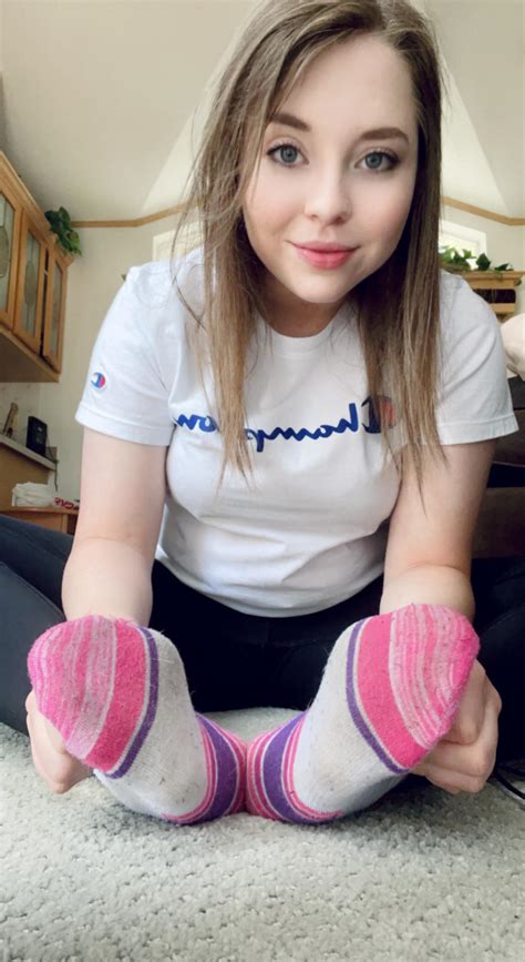 Look At Those Prints Selling Gymsocks