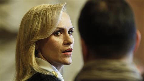 A rupt totul cu Gabriela Firea Nu și mai vorbesc deloc
