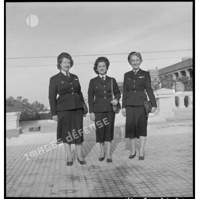 ImagesDéfense Portrait de groupe d Auxiliaires féminines de l Armée