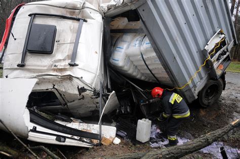 Wypadek Tira na trasie S10 Nowości Dziennik Toruński