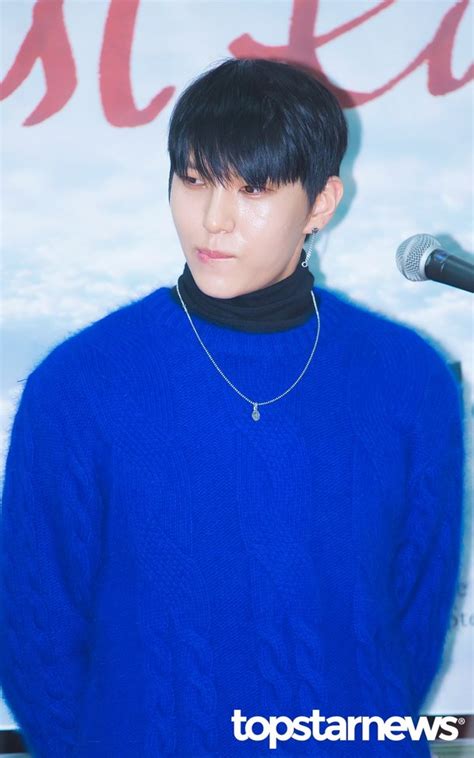 Hd포토 빅스vixx 레오 입술을 깨물며 웃음참는 태구니 아이돌24시 네이트 연예