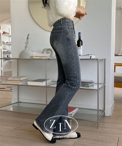 잇진 Made2단기장기모ver 프라하 세미 부츠컷 데님 팬츠 2color