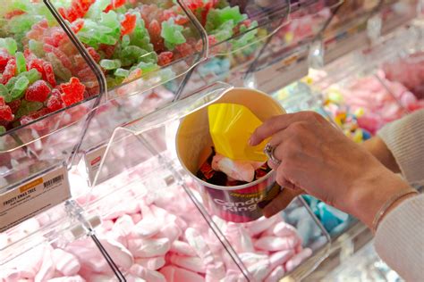 Cloettas Candyking Opens Store In New York City With The Widest