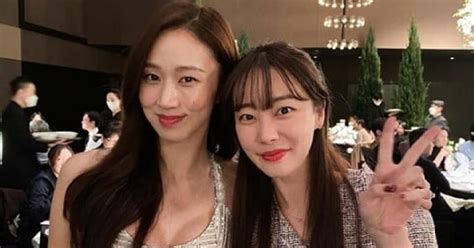 고우리 고성희 결혼식 비하인드 공개 둘다 가우스전자 촬영 중 결혼식 준비