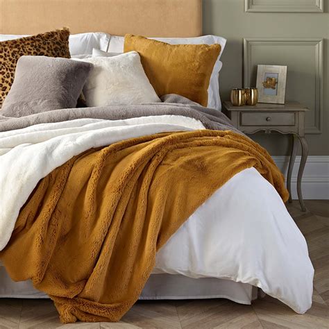 Soft Cream Faux Fur Throw Made In Britain Katrina Hampton