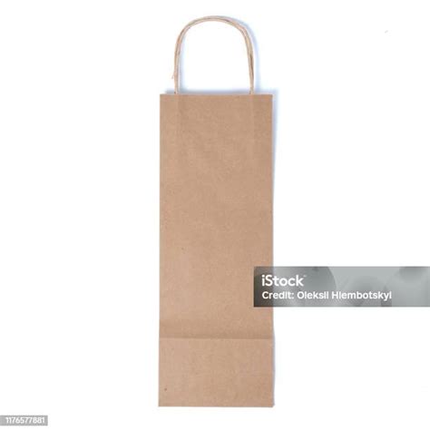 점심 이나 음식 또는 흰색 고립 된 배경에 손잡이와 구매에 대 한 재활용 빈 크래프트 종이 쇼핑 가방의 모형 가방에 대한 스톡 사진 및 기타 이미지 Istock