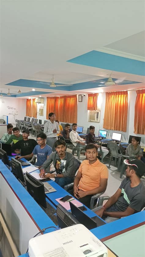 Photo Gallery Seminars Workshops And Expert Lectures Arth Training Institute Vadodara
